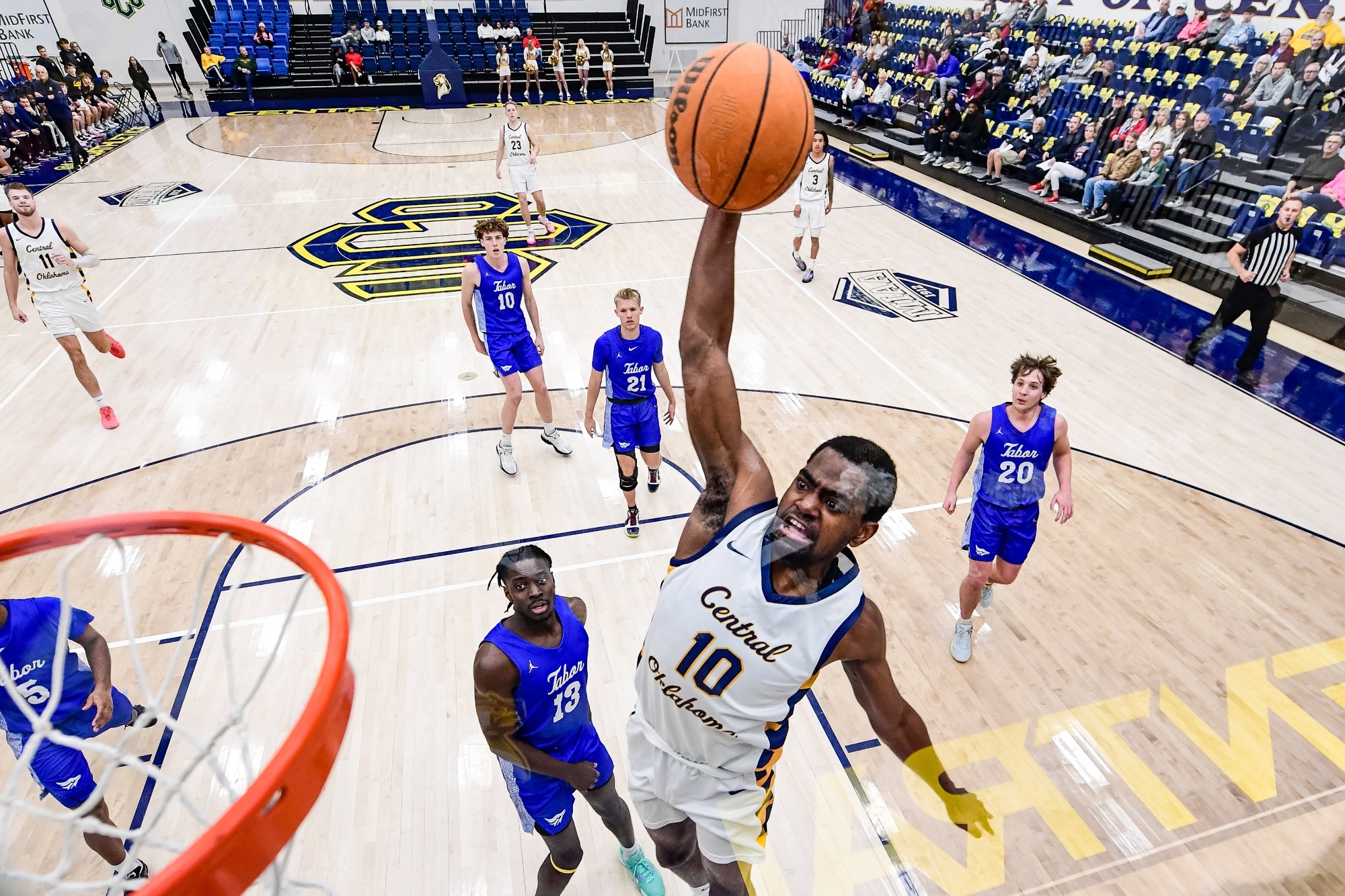 Bronchos Celebrate Home Finale With Big Win - University of Central ...