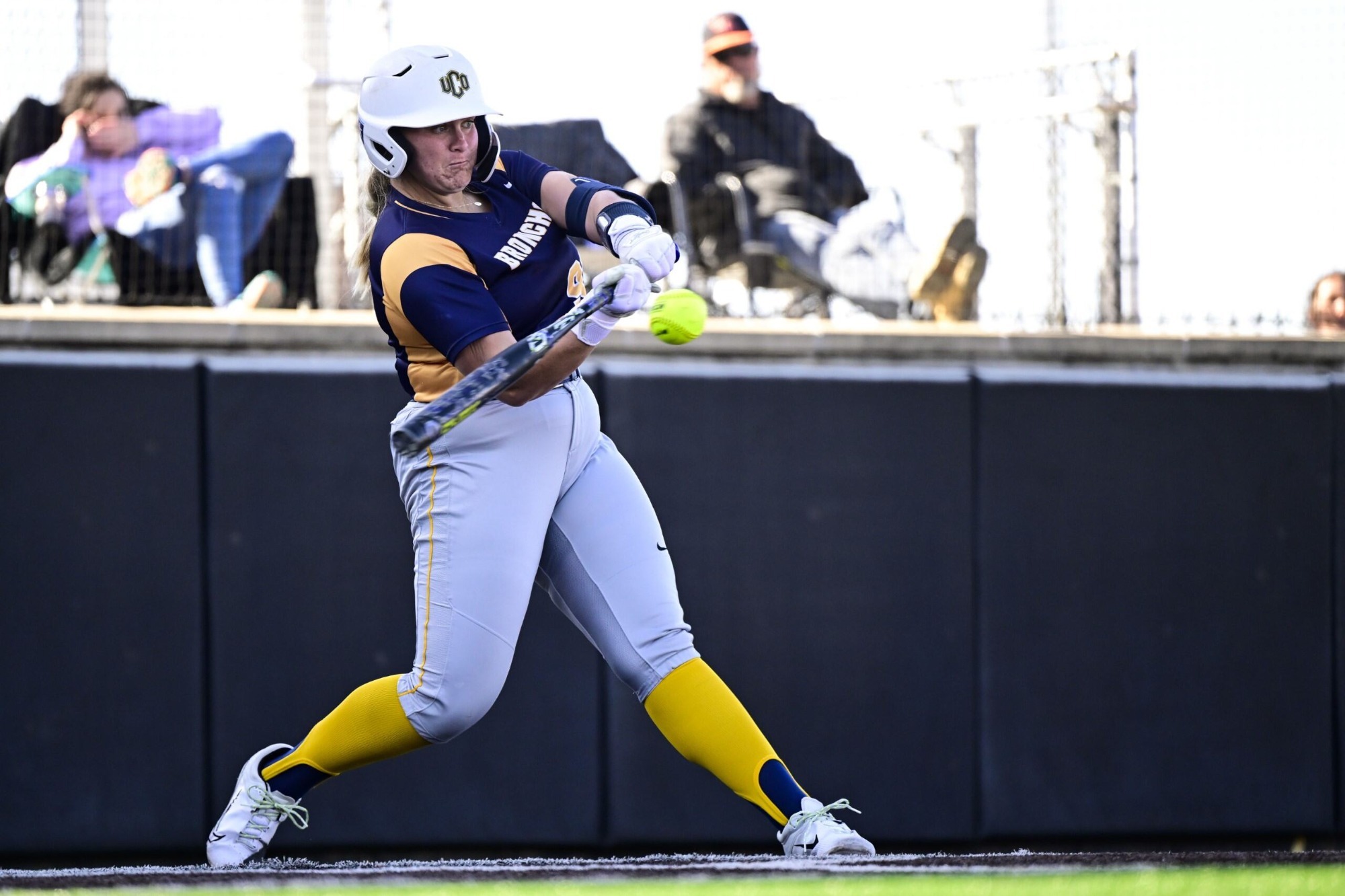 UCO Softball Signs Six - University of Central Oklahoma Athletics