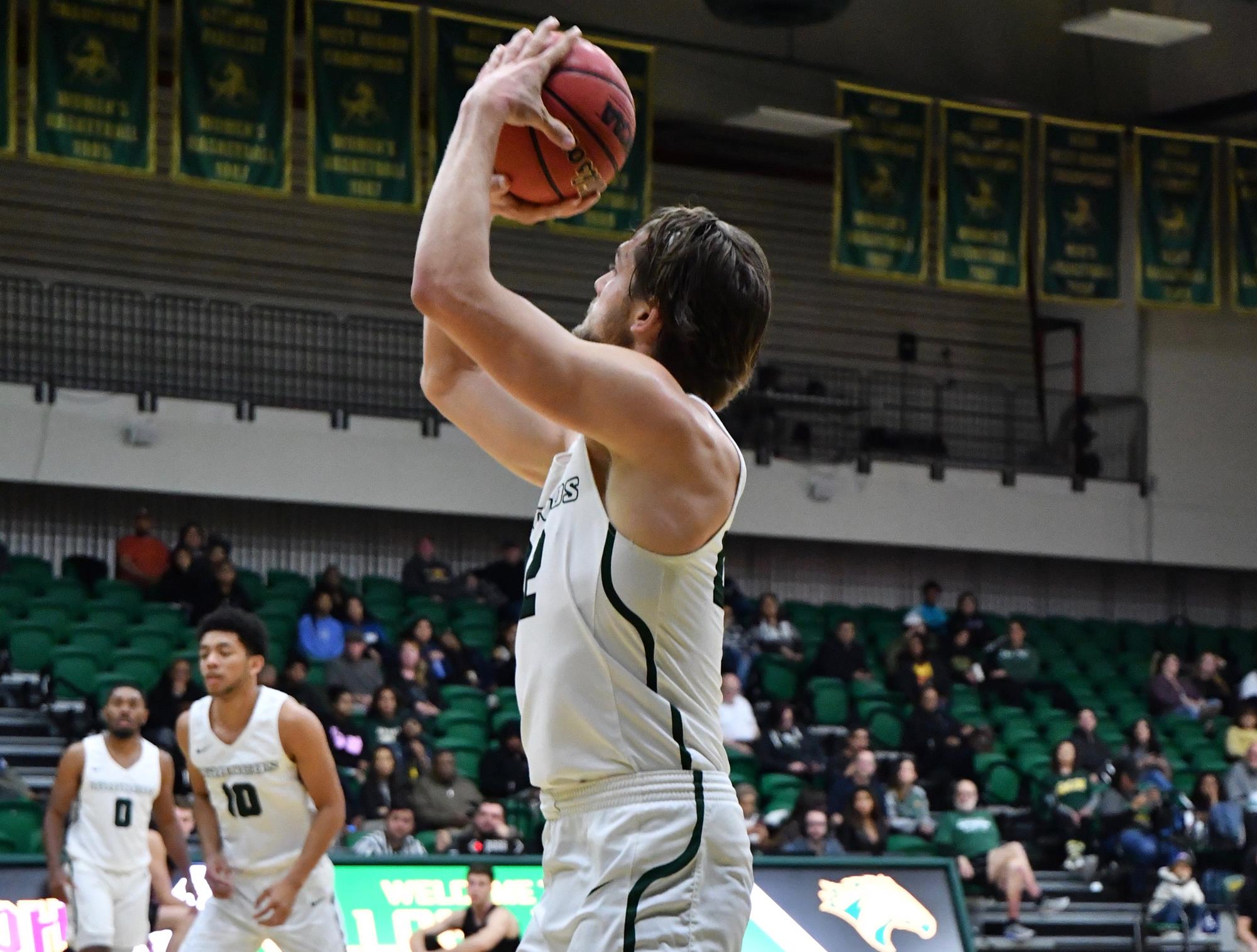 Schaefer's OT Triple Lifts No. 20 Broncos - Cal Poly Pomona Athletics