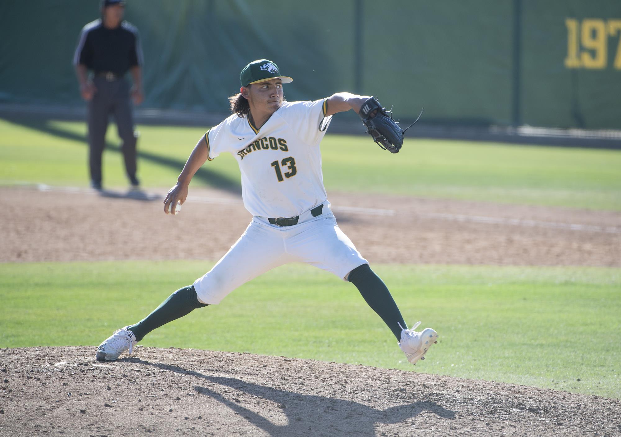 Cal Poly Pomona Edged in Series Opener at CSUMB - Cal Poly Pomona Athletics