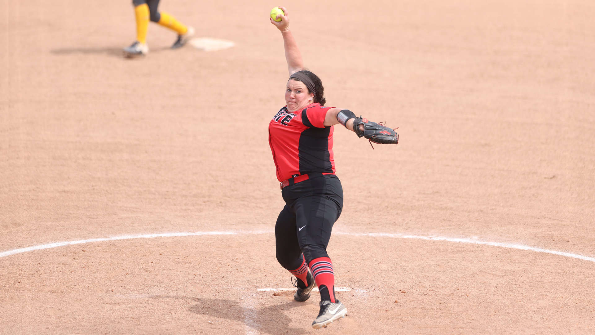 Rothwell Ties NCAA Record, Softball Sweeps Saturday DH at WMU - Ball ...