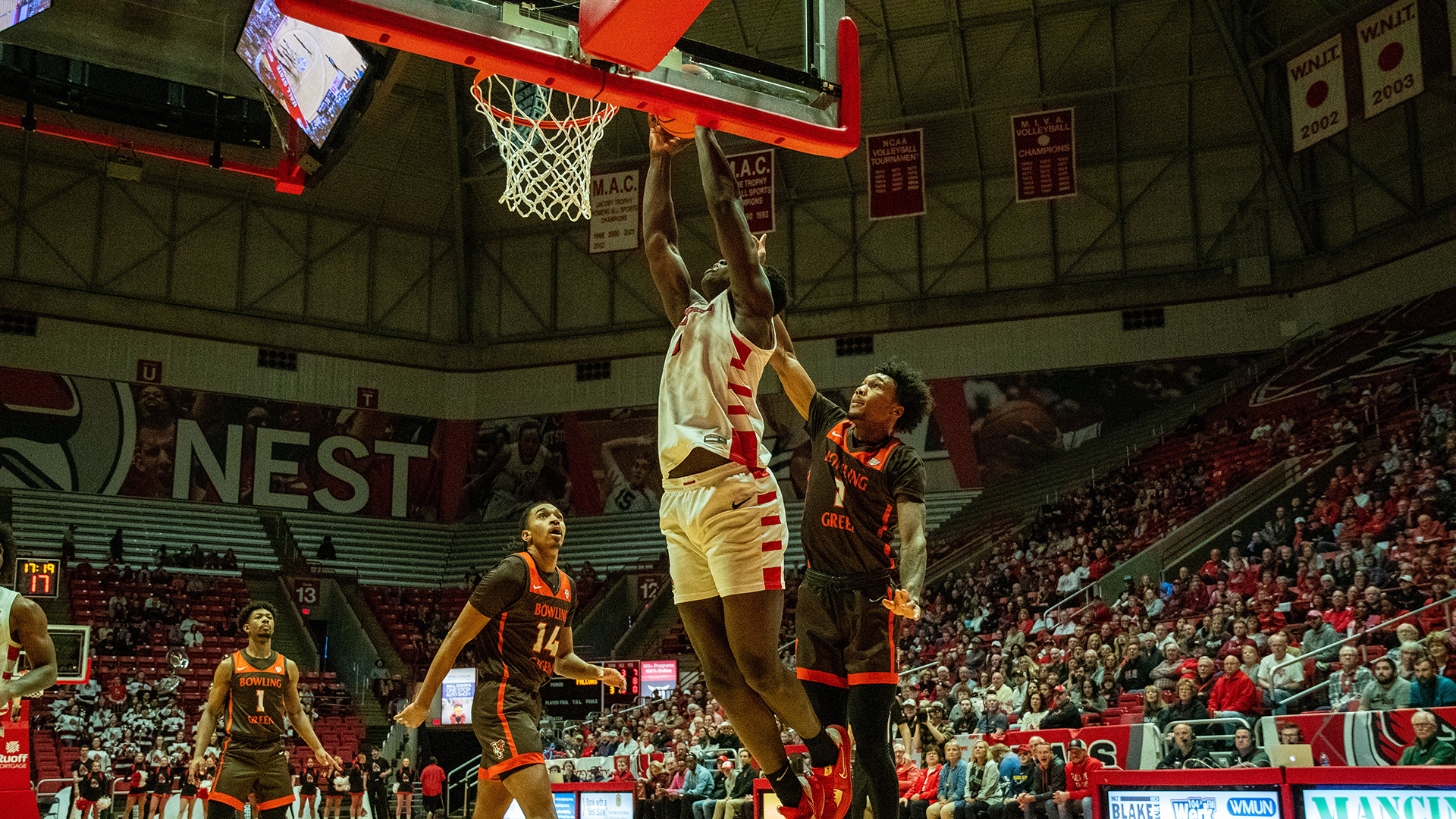 Cardinals Win Fifth Straight, as Five BSU Players Score Double Figures ...