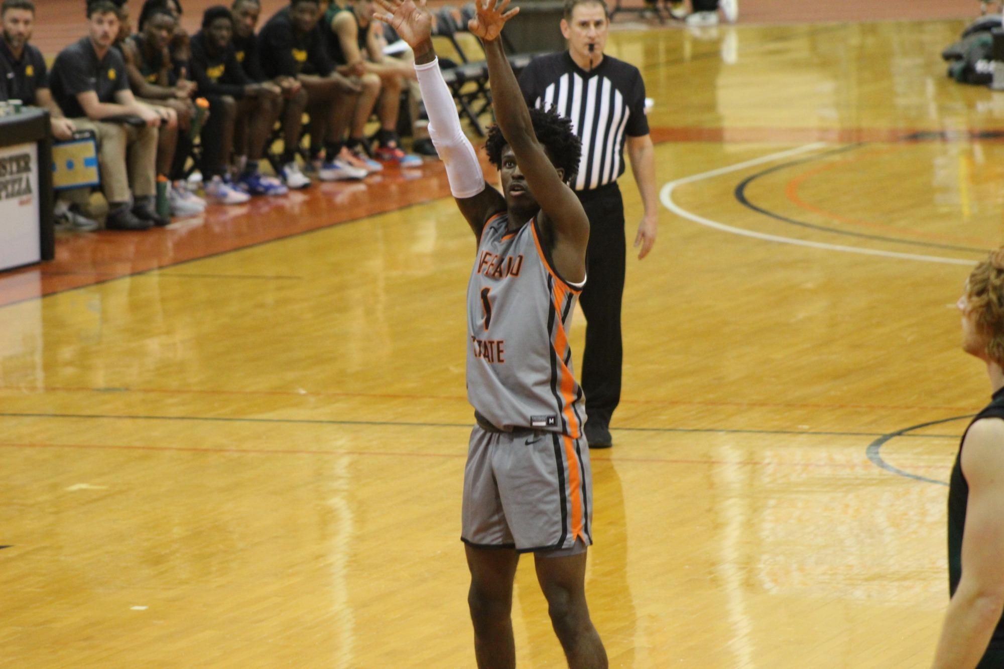 Men's Basketball Falls To Utica, 86-57 - Buffalo State University Athletics