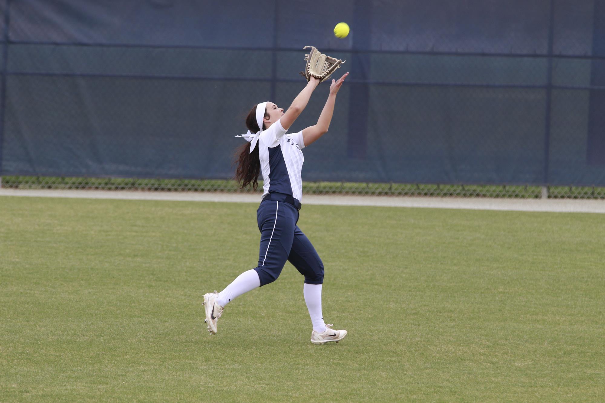 Brandyce Sallee - 2017 - Softball - Butler University Athletics
