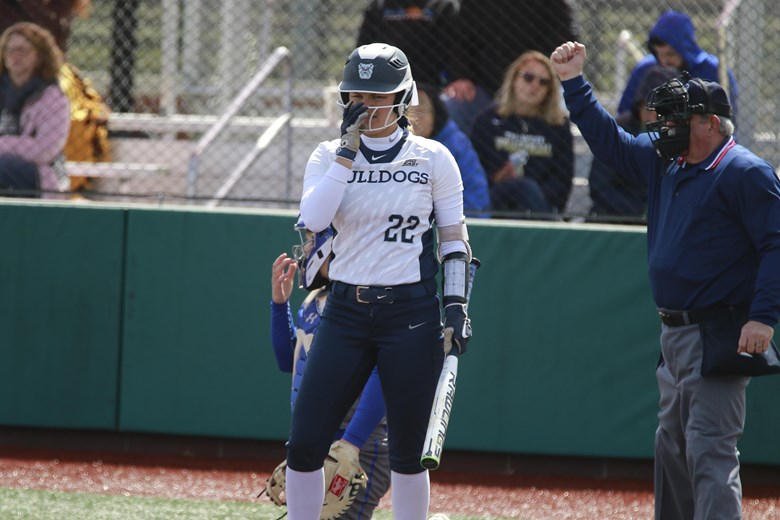 Cheyenne Thompson - 2019 - Softball - Butler University Athletics