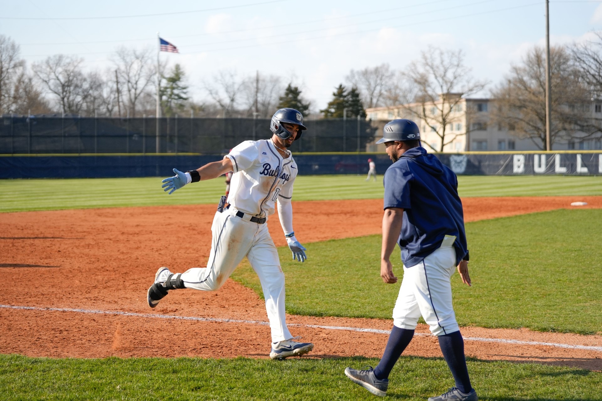 Bulldogs Take Down Hoosier State Rivals 6-2 Ahead of Bloomington Series ...
