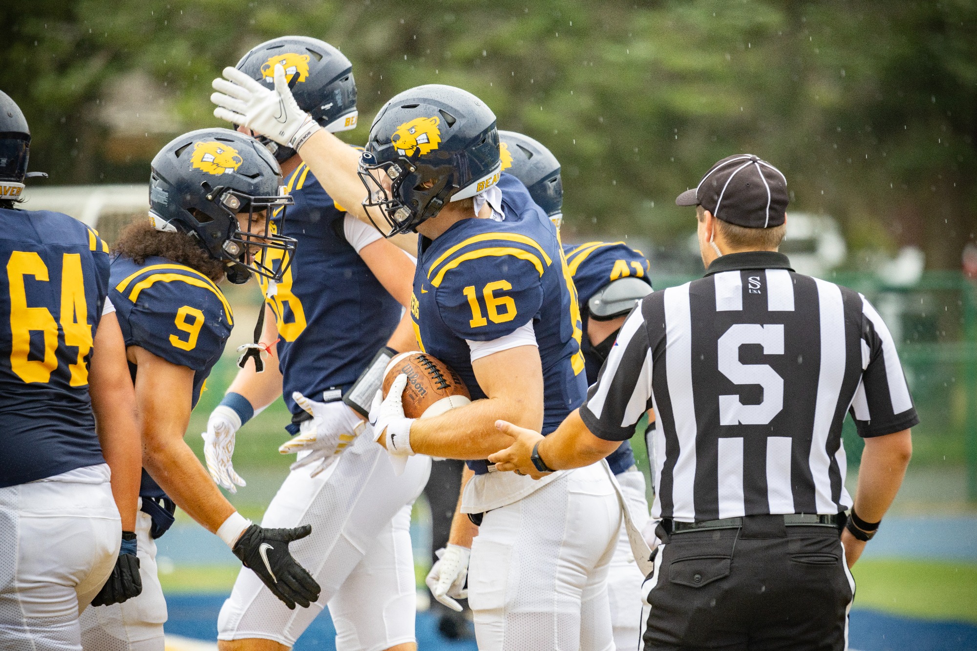 Football Edged in Home Opener 34-16 - Buena Vista University