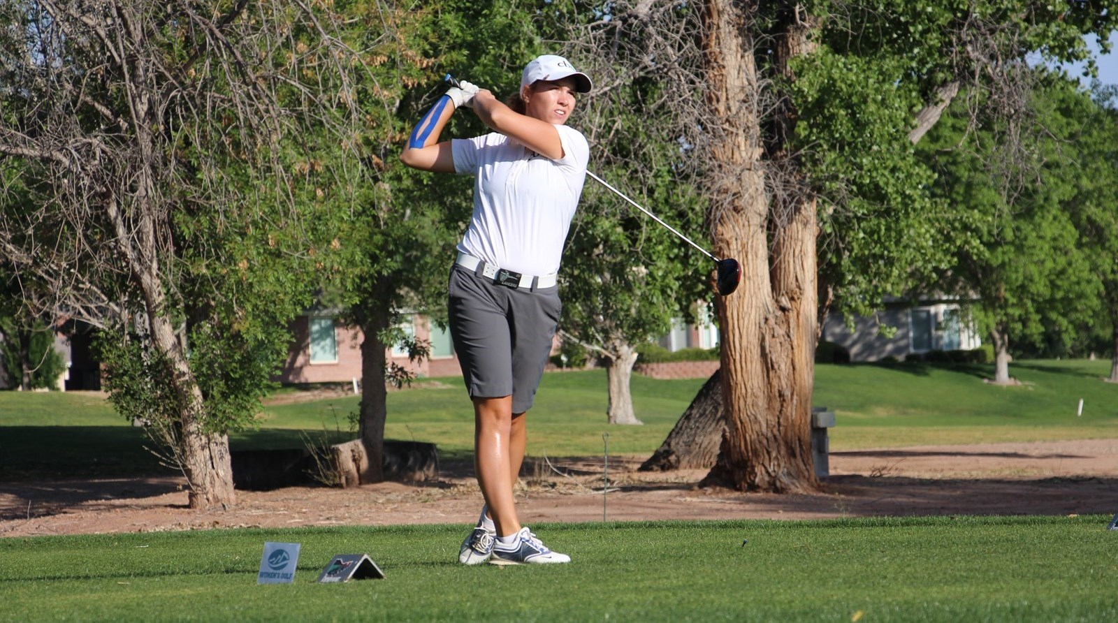Laura Scrivner - Women's Golf - CBU Athletics