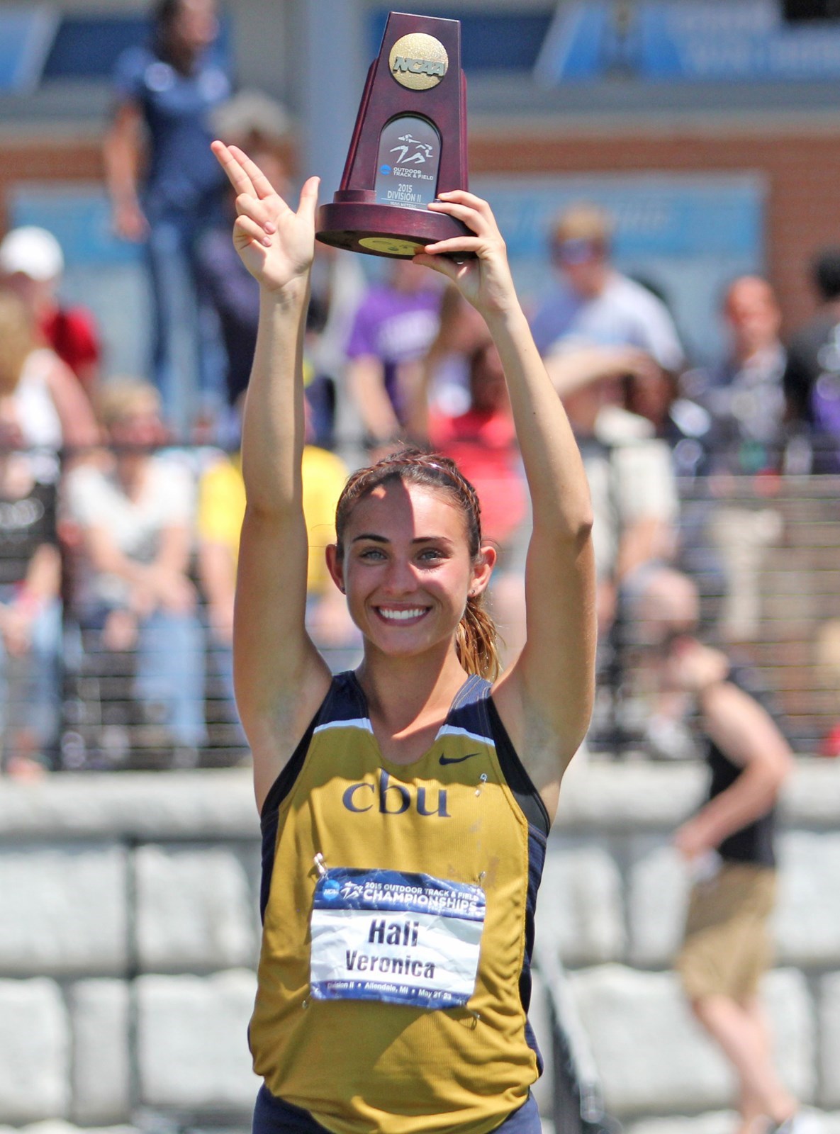 Veronica Hall - Women's Track - CBU Athletics