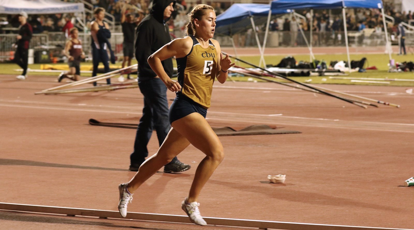 Alicia Graham - Women's Track - CBU Athletics