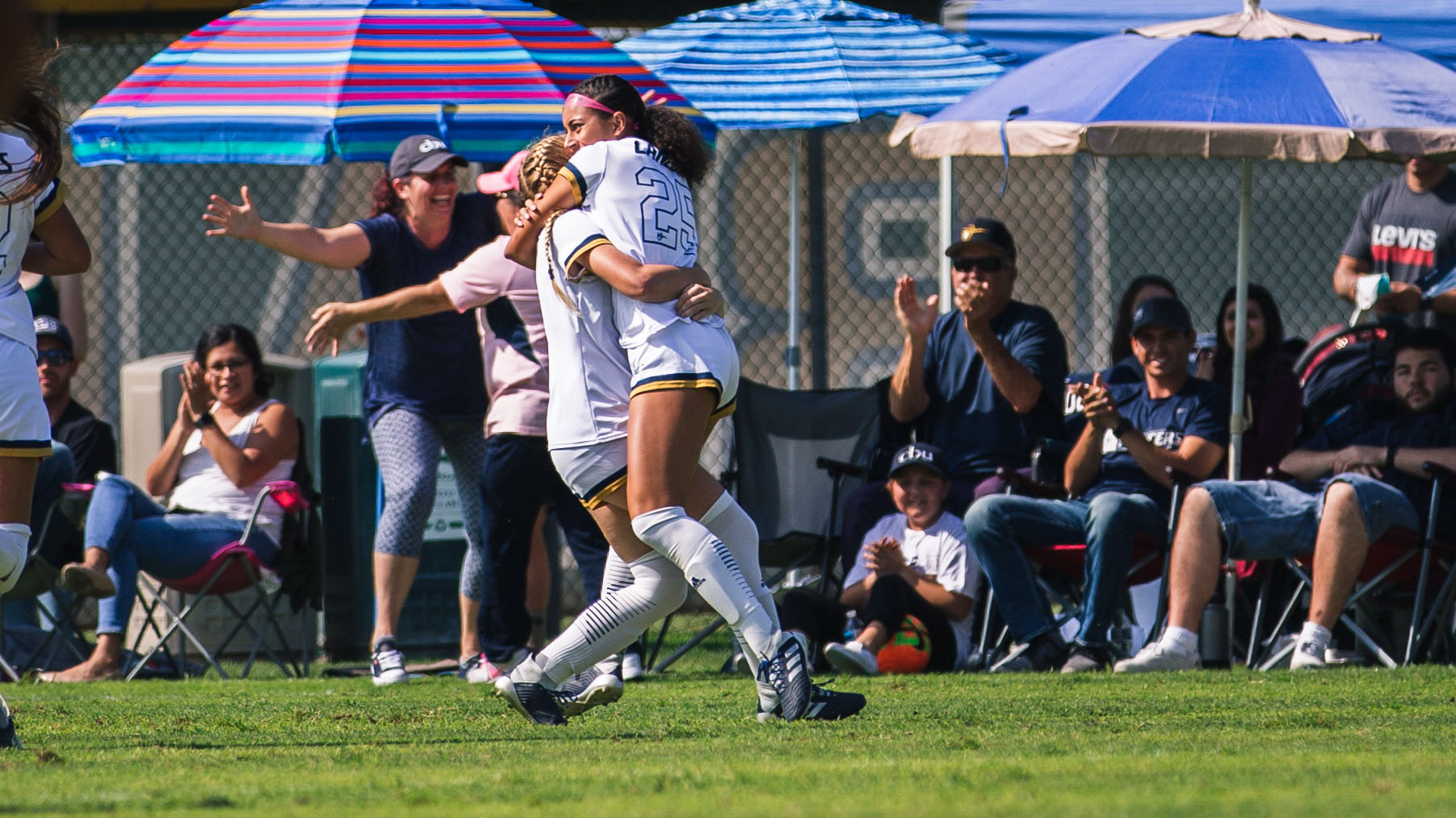 Lancers Back in the Hunt - CBU Athletics