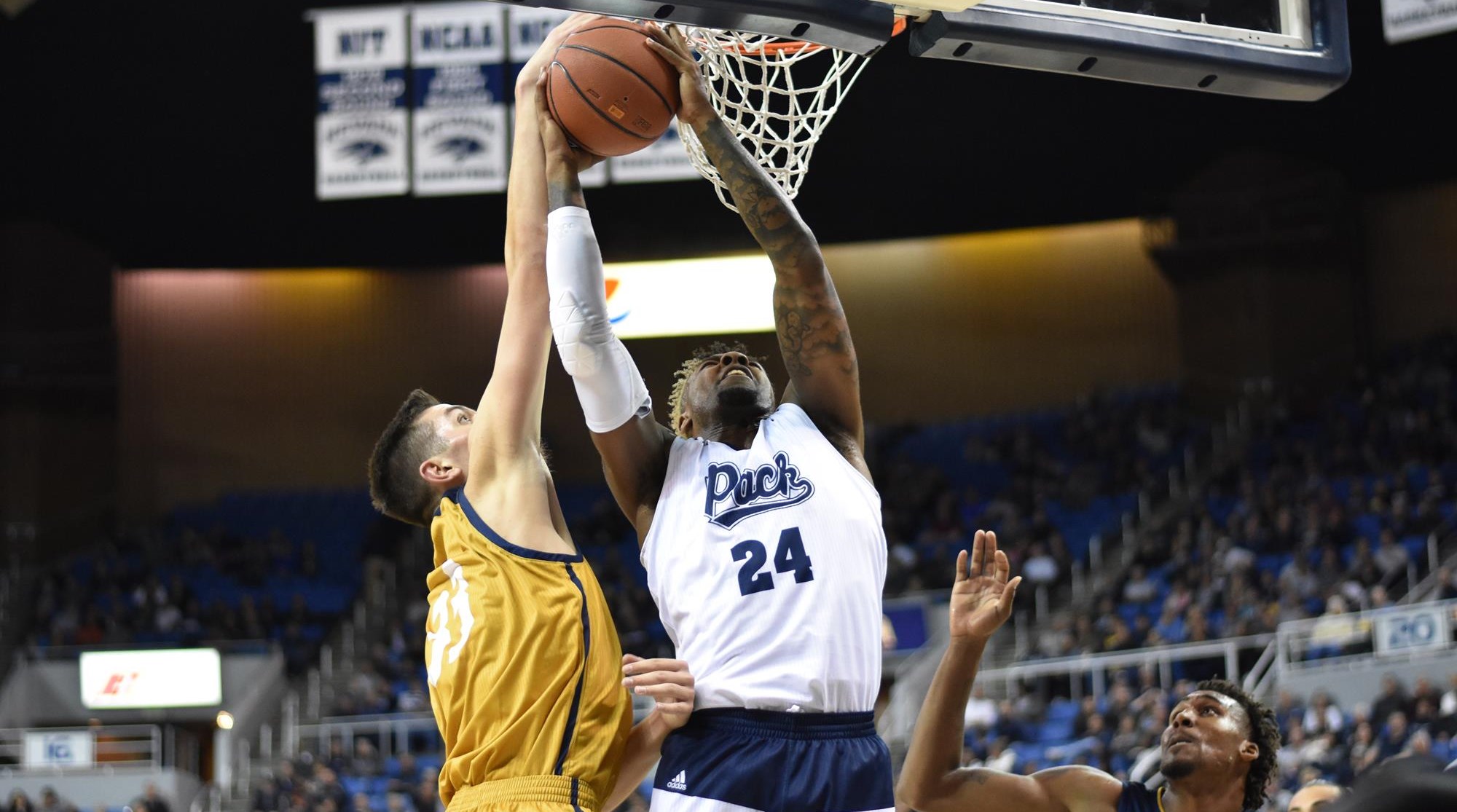 Zach Pirog - Men's Basketball - CBU Athletics