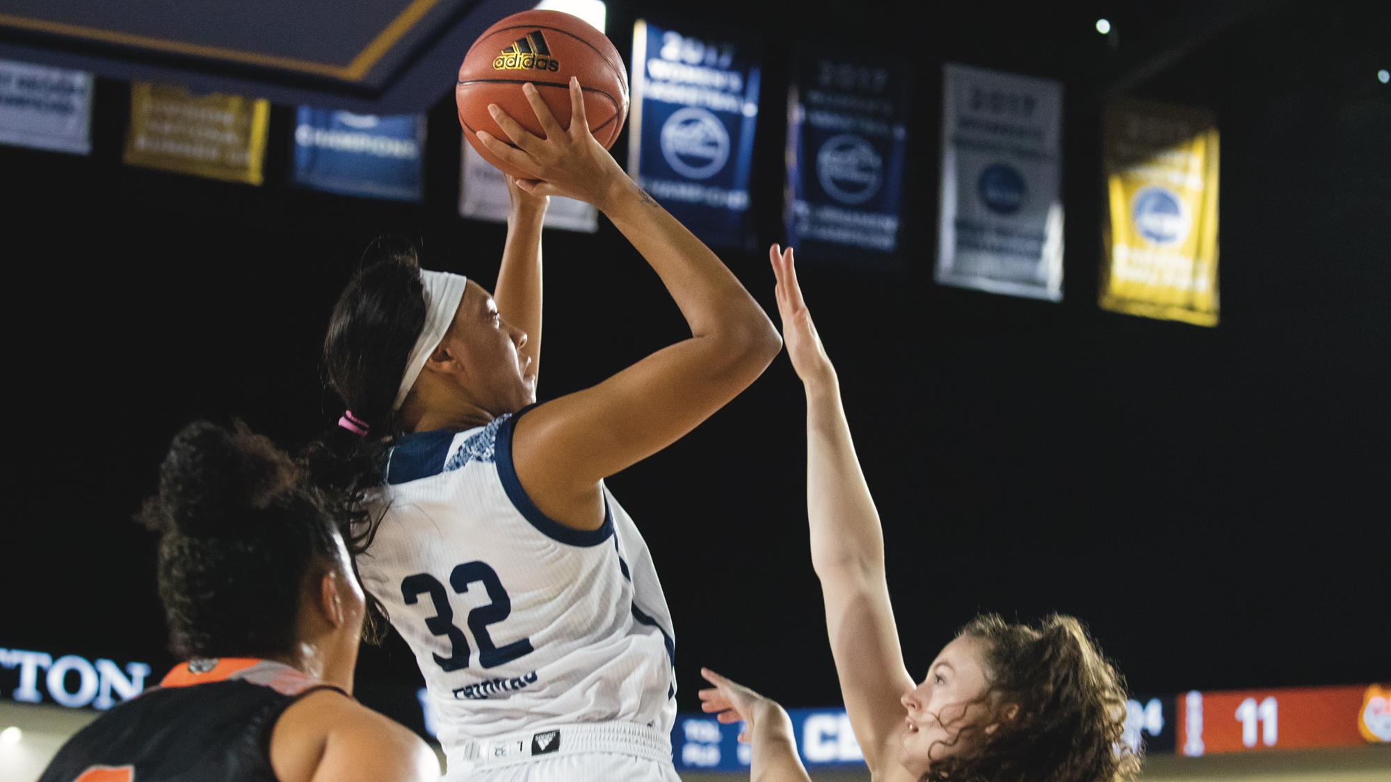 Thomas Dominates Season Opener - CBU Athletics