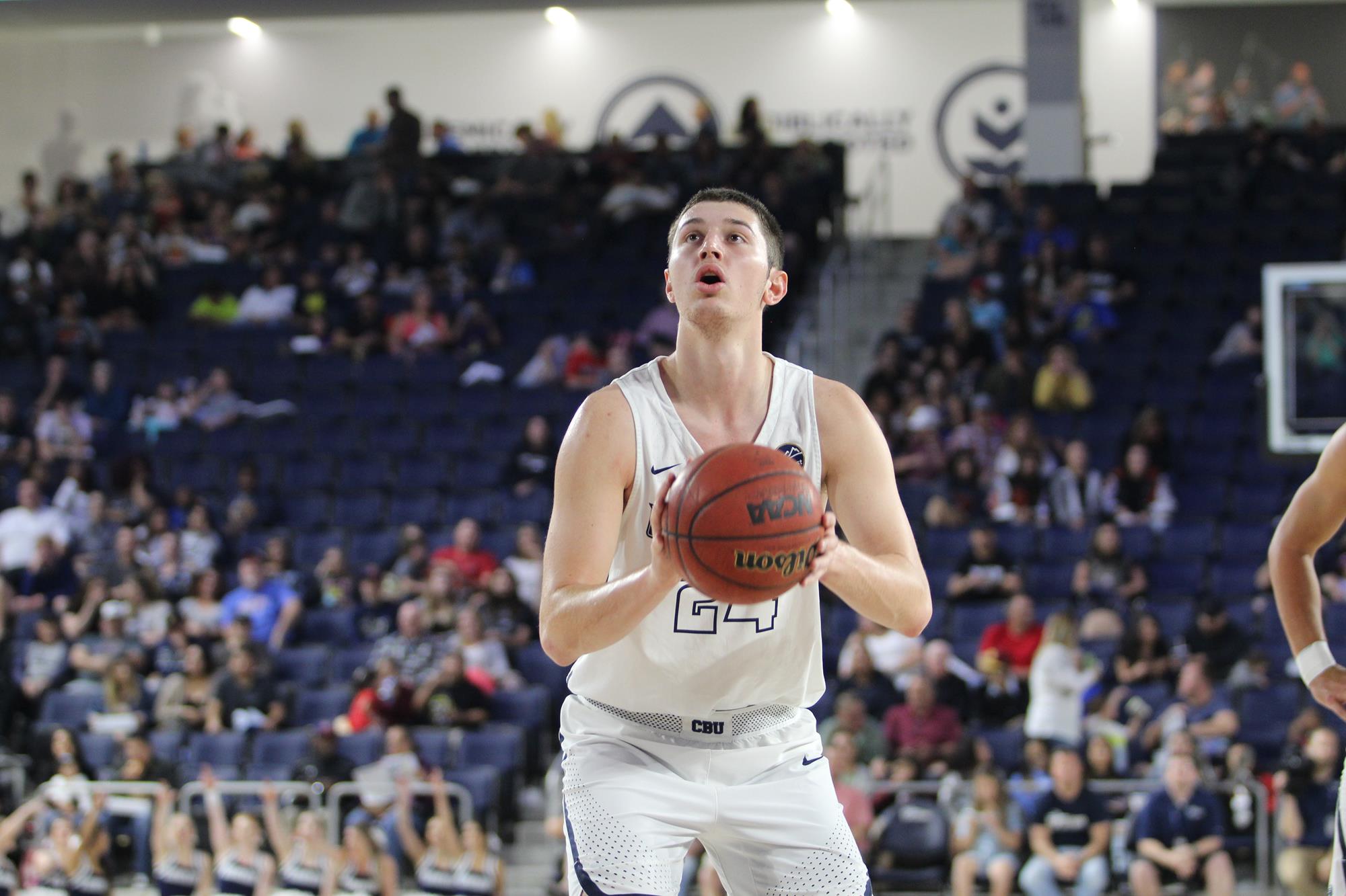 Gabe Taylor - Men's Basketball - CBU Athletics