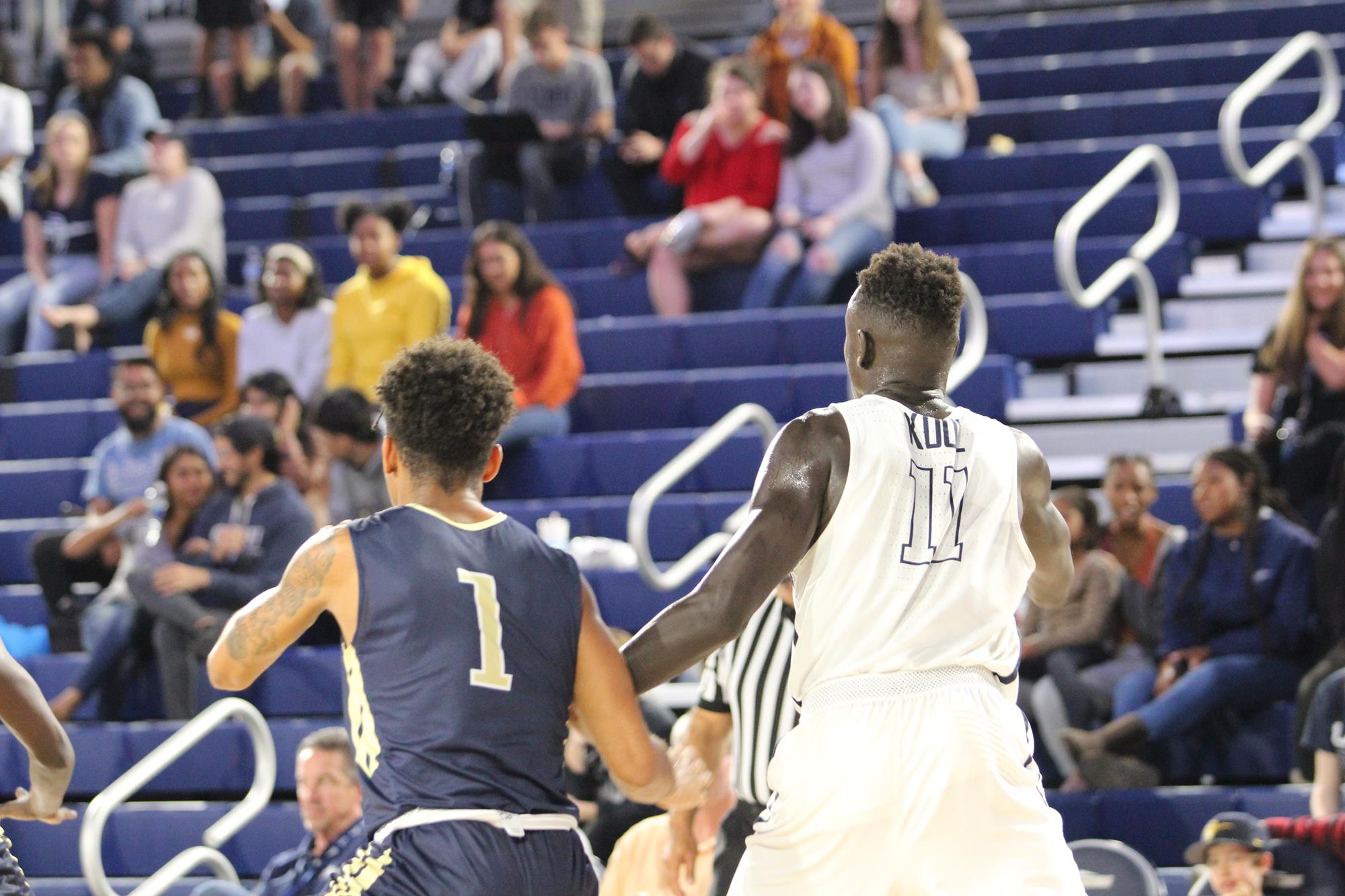 Bul Kuol - Men's Basketball - CBU Athletics