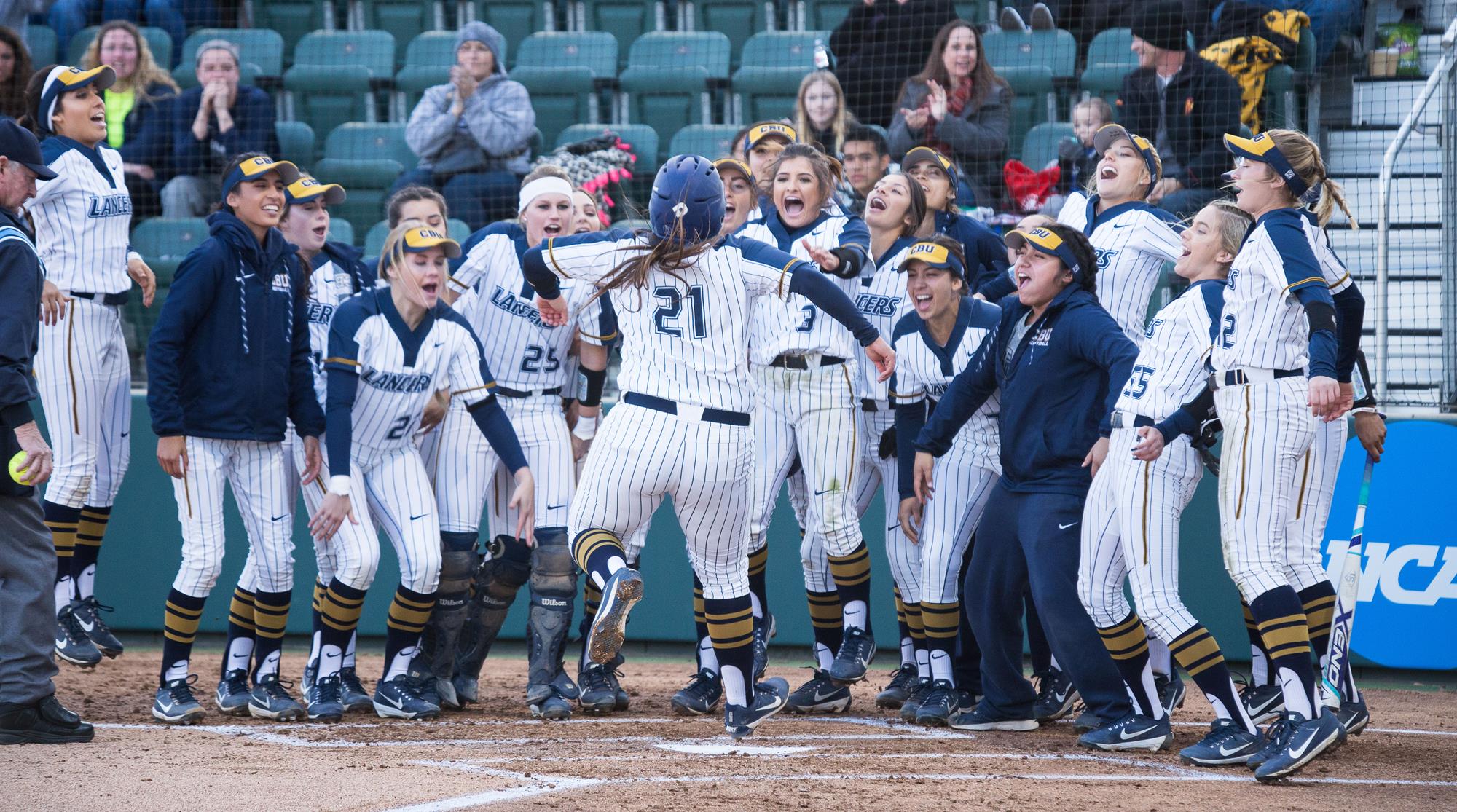 Hannah Thieroff - Softball - CBU Athletics