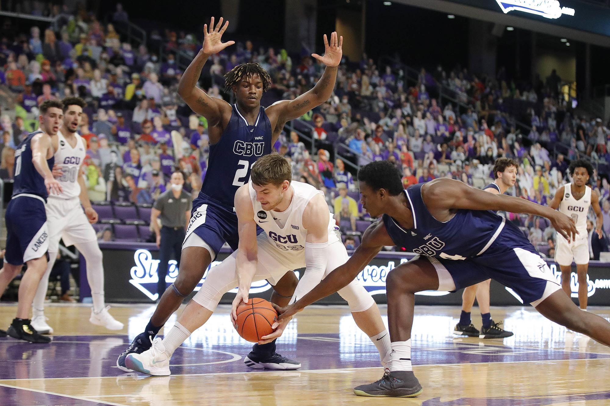 Malik Wade - Men's Basketball - CBU Athletics
