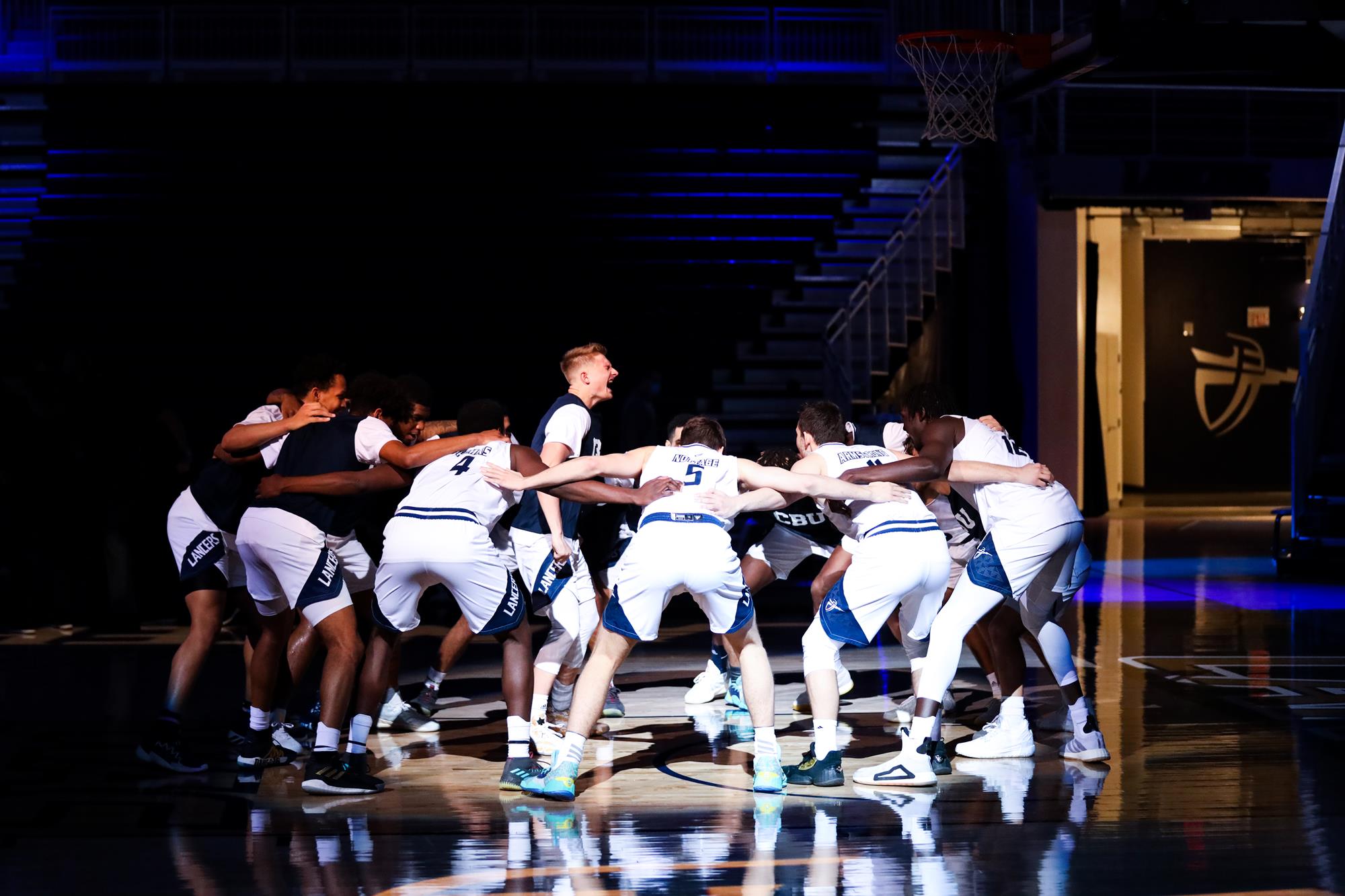 Tobin Kund - Men's Basketball - CBU Athletics