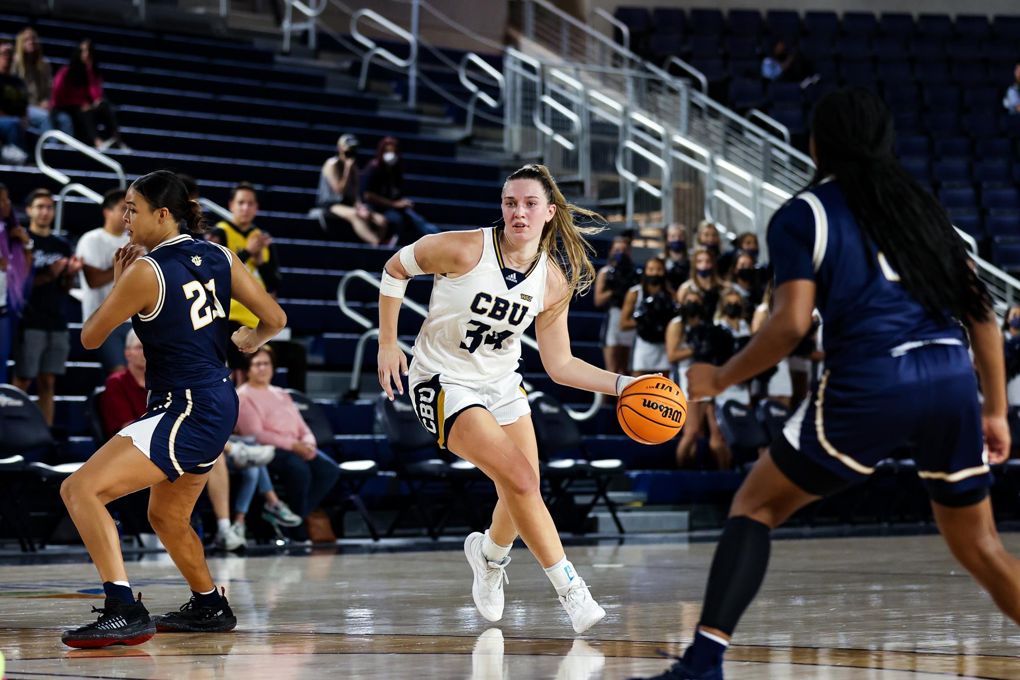 Caitlyn Harper - Women's Basketball - CBU Athletics