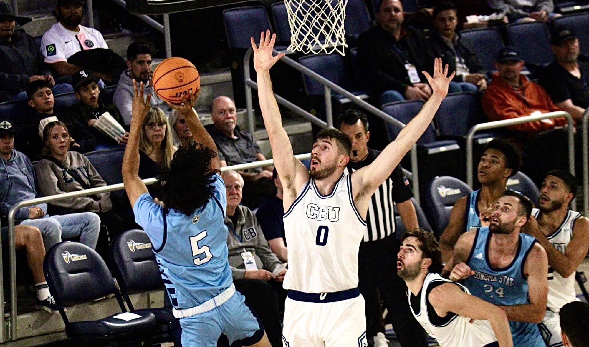 Riley Battin - Men's Basketball - CBU Athletics