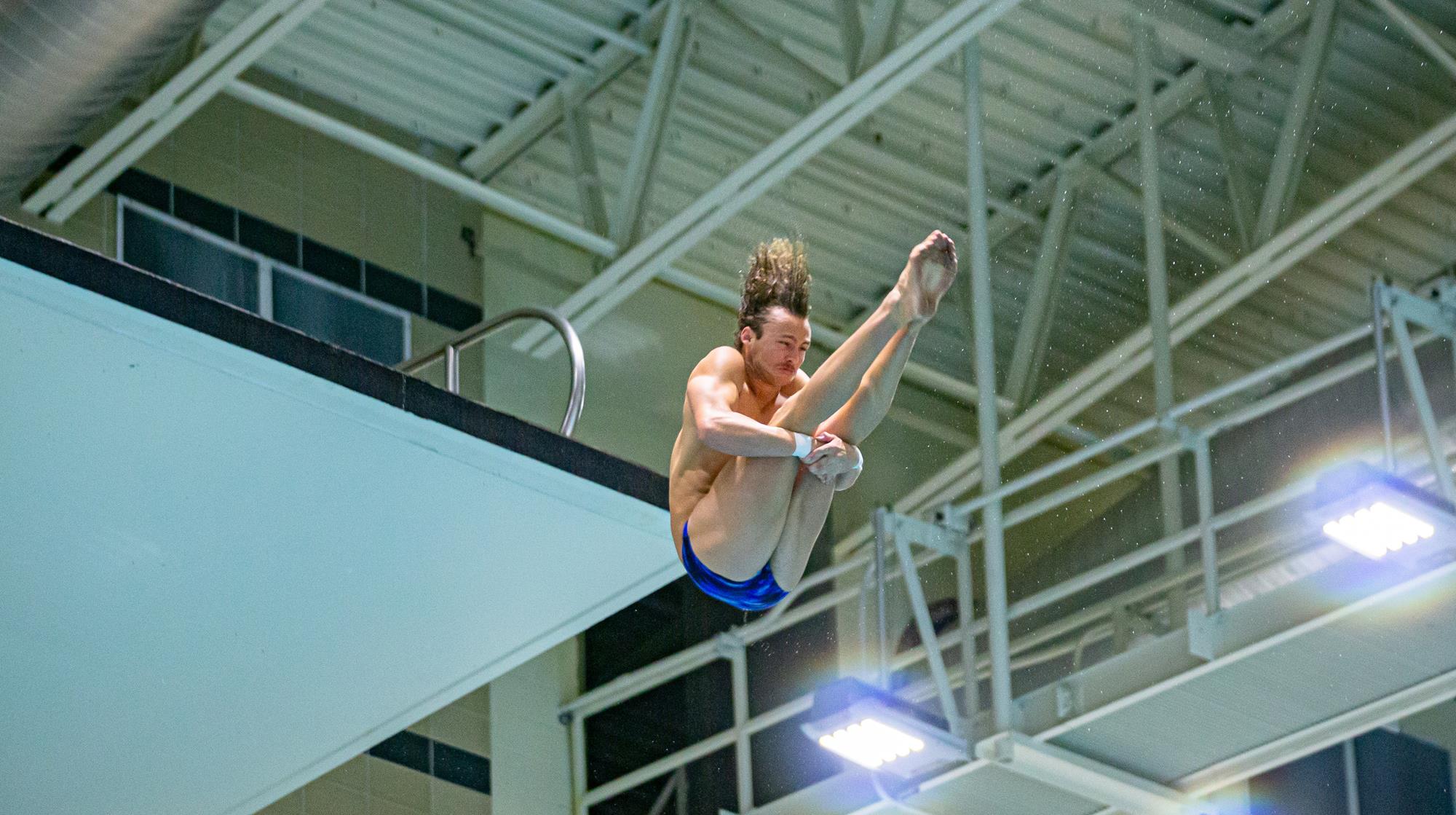 Evan Honer - Swimming and Diving - CBU Athletics