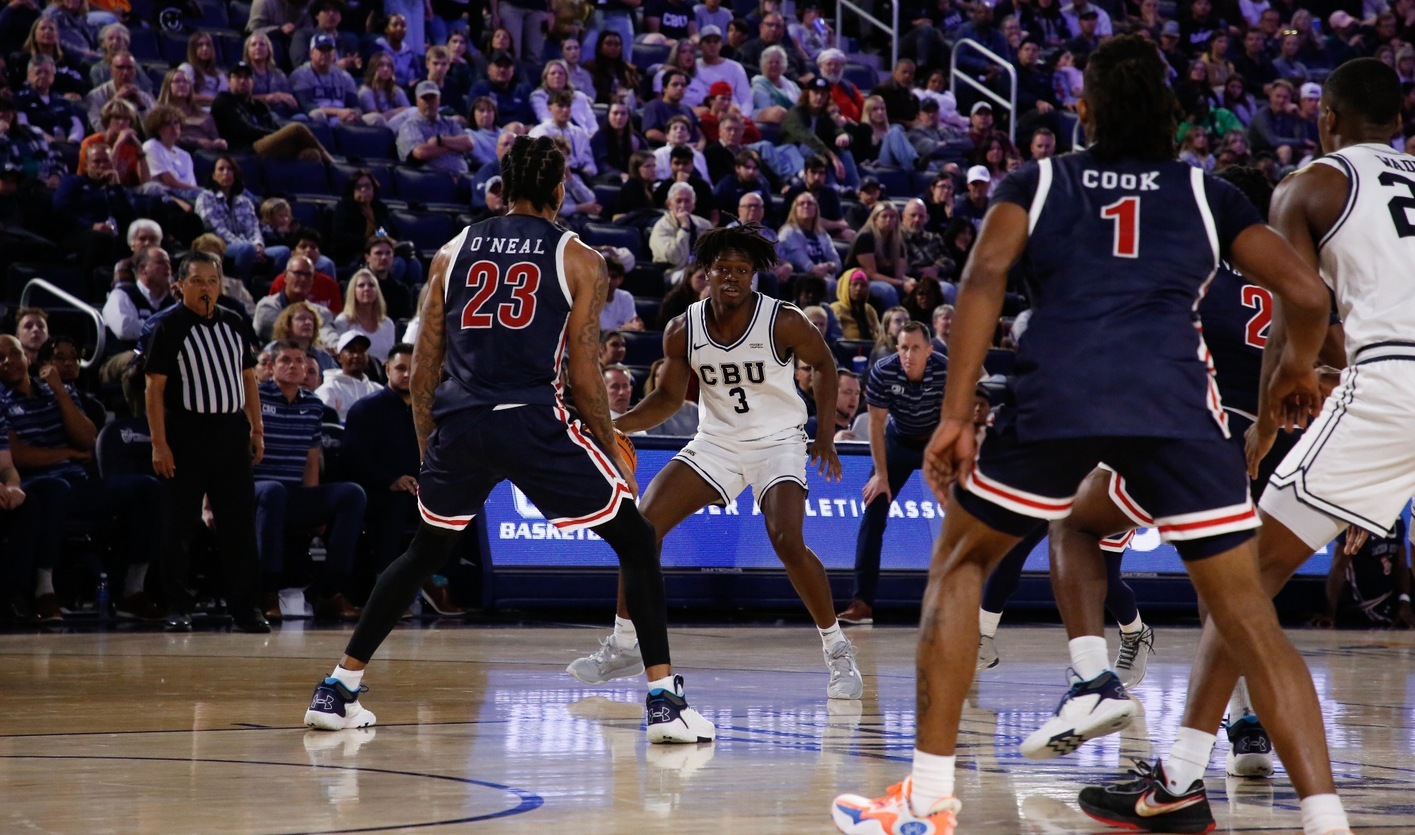Blondeau Tchoukuiegno - Men's Basketball - CBU Athletics