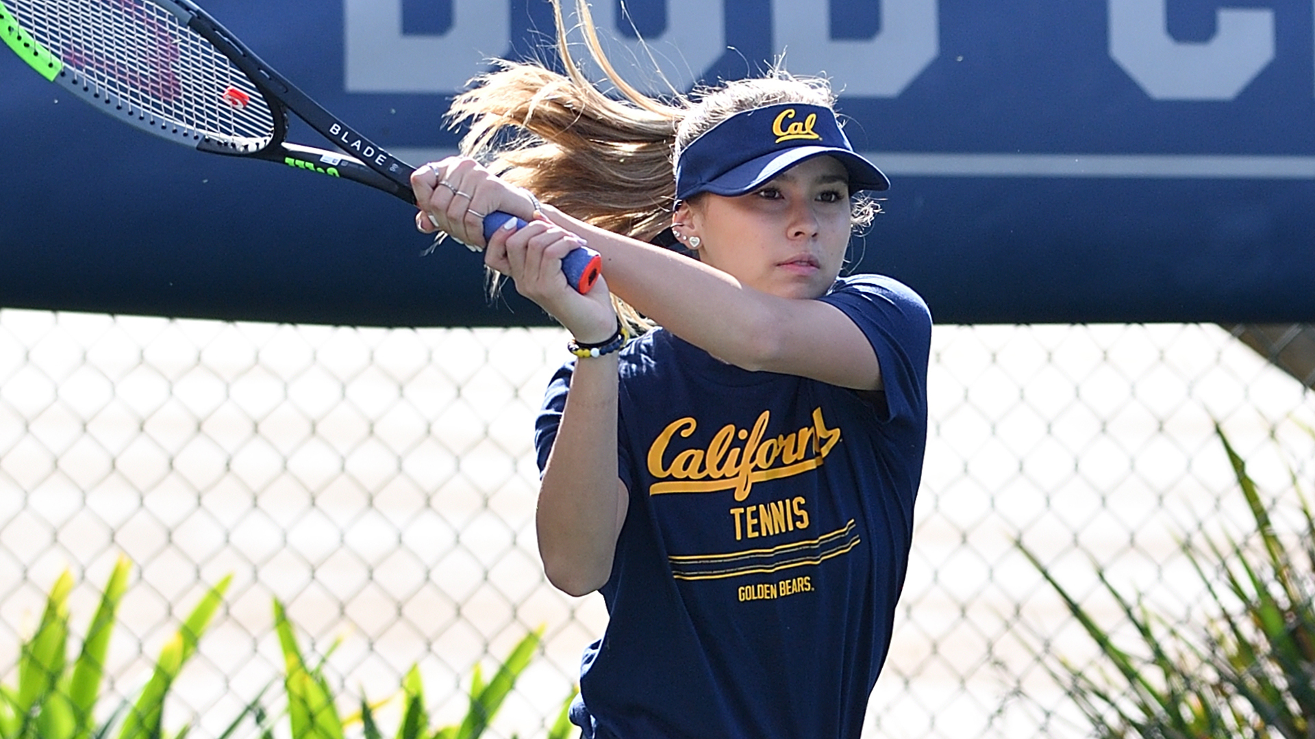 Jada Bui - Women's Tennis - California Golden Bears Athletics