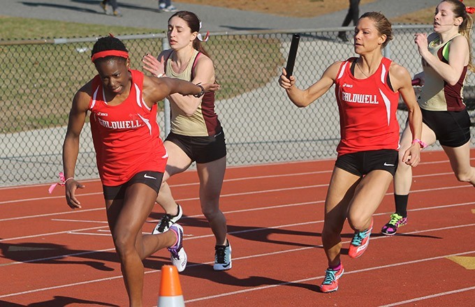 Victoria dos Santos - Women's Track & Field - Caldwell University Athletics