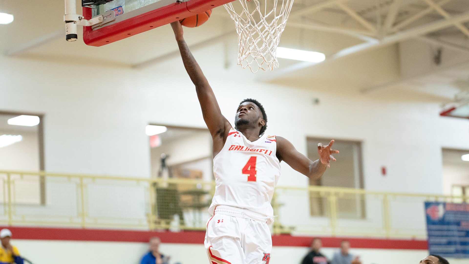 Parsons Scores Season-High 17 Points as Men’s Basketball Defeats ...