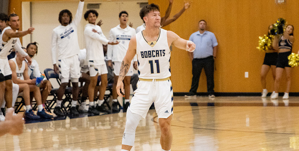 Men's Basketball Continues Strong Home Start, Tops Westcliff 66-62 ...