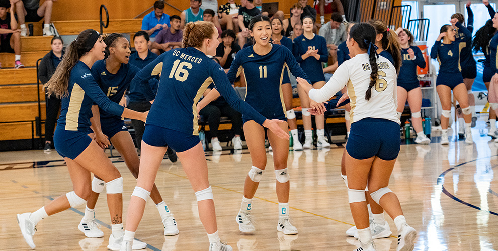 Bobcats Force a Fifth Set but Fall to Simpson on the Road - University ...