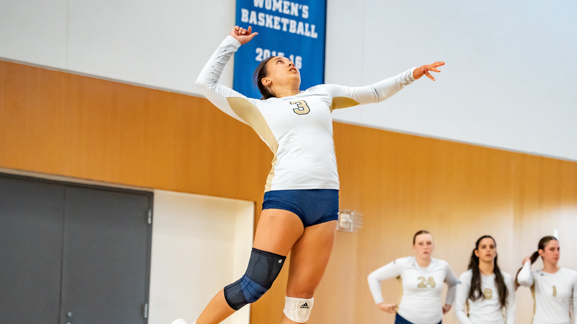 Bobcats Win Third Straight With Sweep Over UAV - University of ...