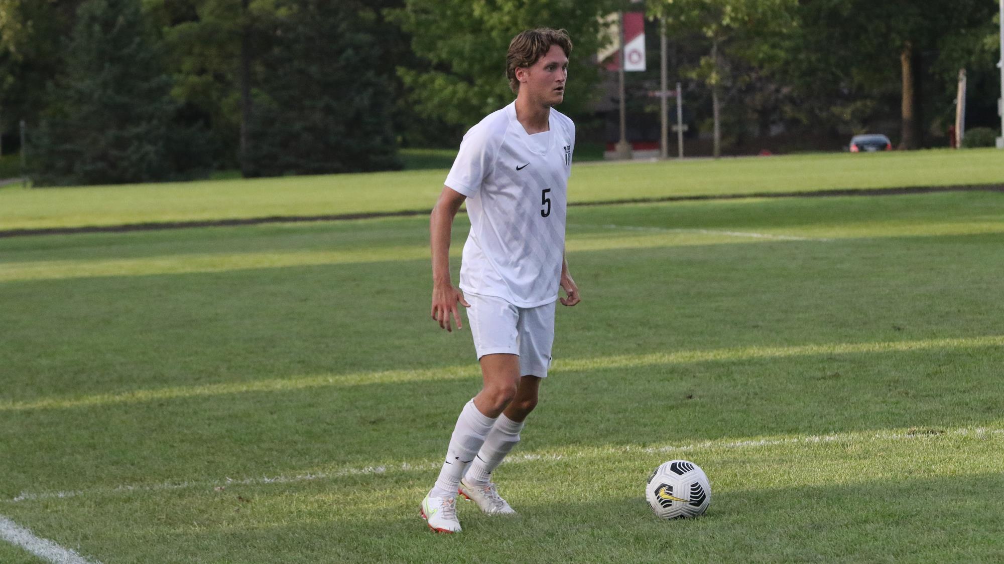 Ethan Harvey - 2022 - Men's Soccer - Calvin University
