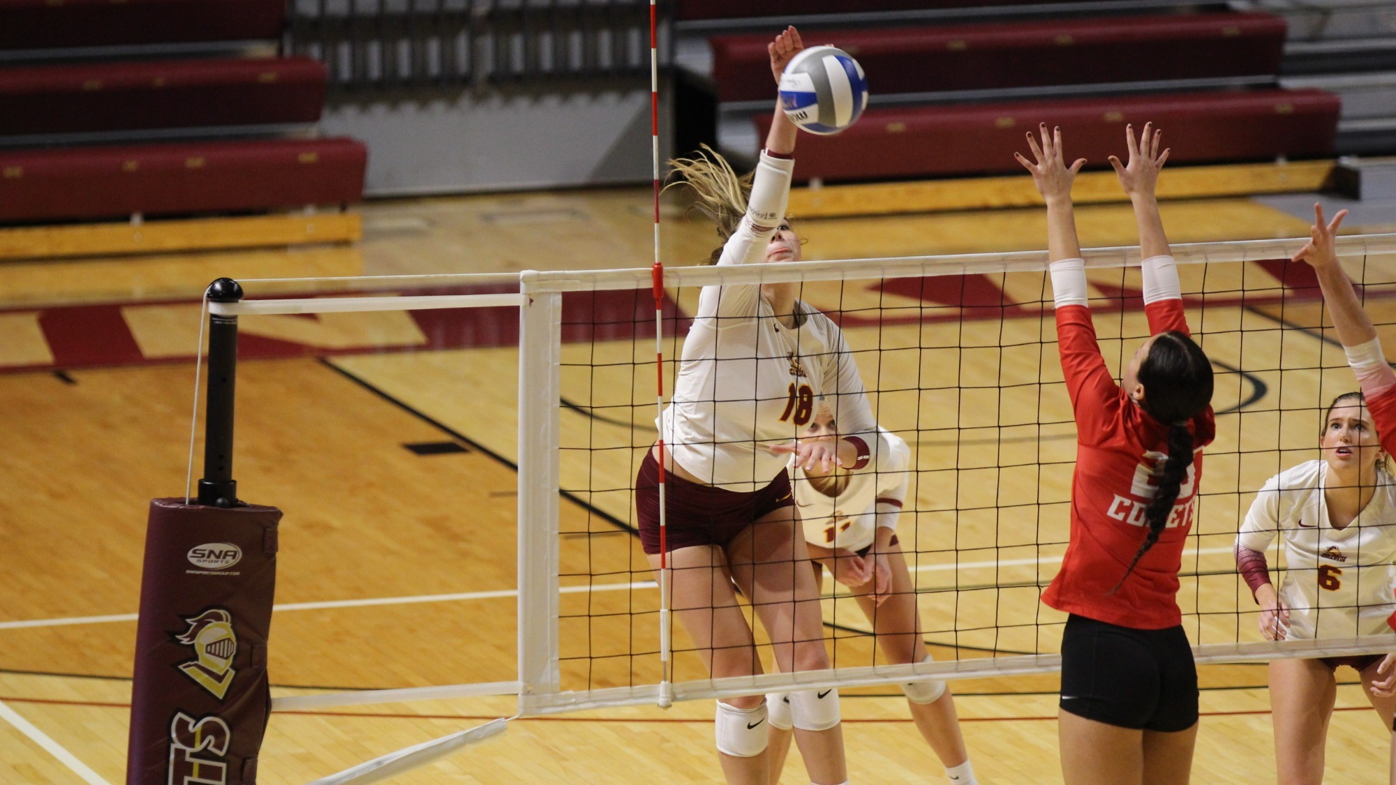 Calvin Women's Volleyball Takes Down Comets in Three - Calvin University