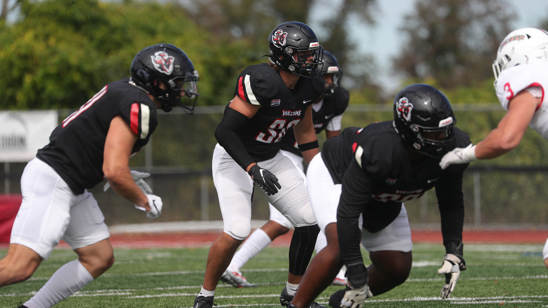 Noah Dillow - Football - California University of Pennsylvania Athletics