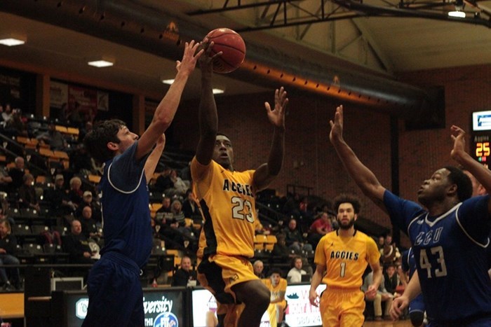 Tyus Momoh - Men's Basketball - Cameron University Athletics