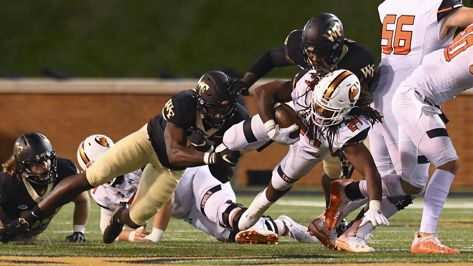 Wake Forest defeats Campbell 66-14 - Campbell University