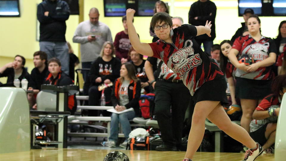 Michaela Wright - Women's Bowling - Campbellsville University Athletics