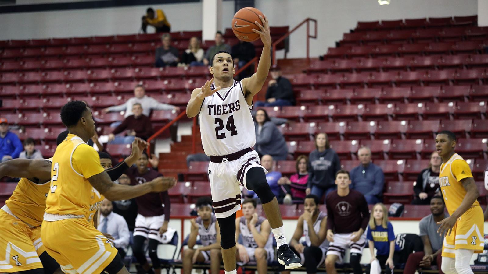 Hagen Tyler - Men's Basketball - Campbellsville University Athletics