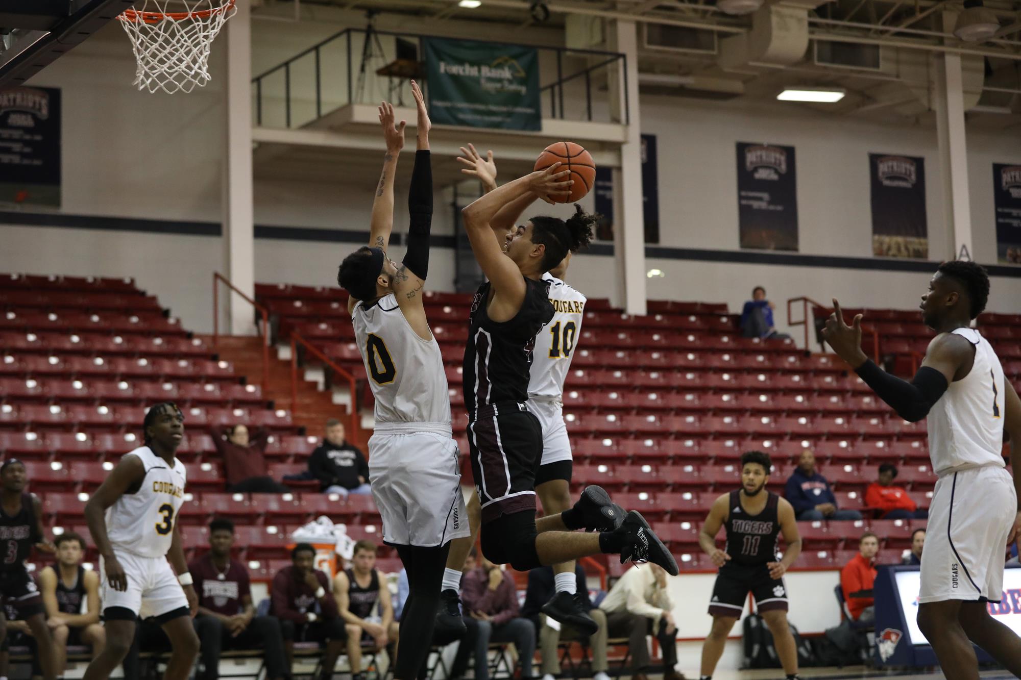 Ronald Taylor - Men's Basketball - Campbellsville University Athletics