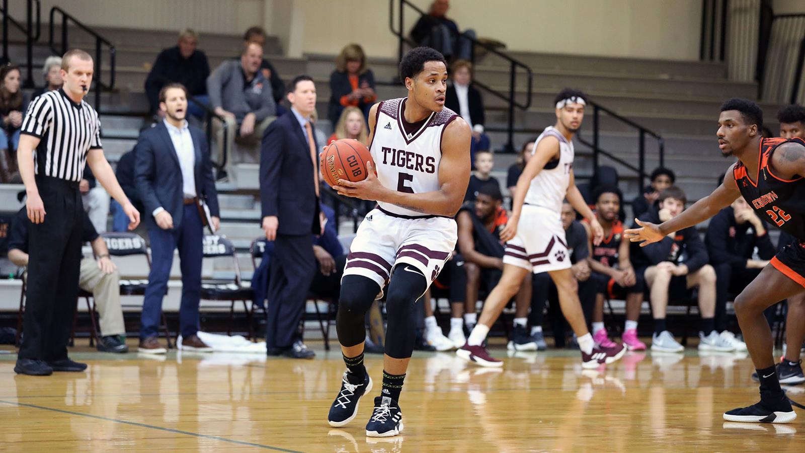 Joan Duran - Men's Basketball - Campbellsville University Athletics