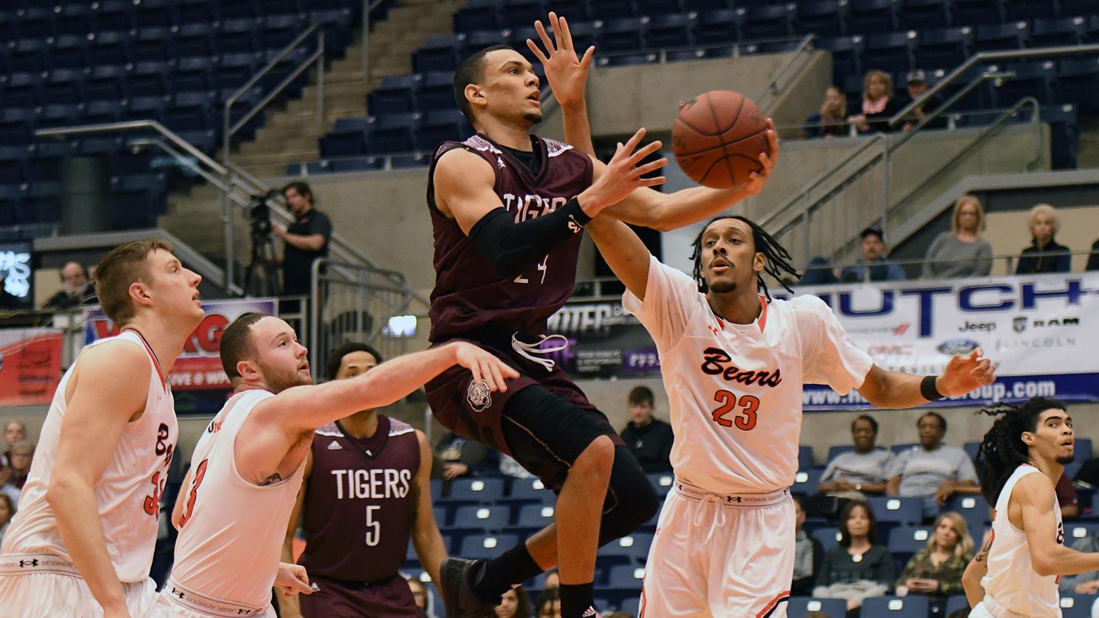 Hagen Tyler - Men's Basketball - Campbellsville University Athletics