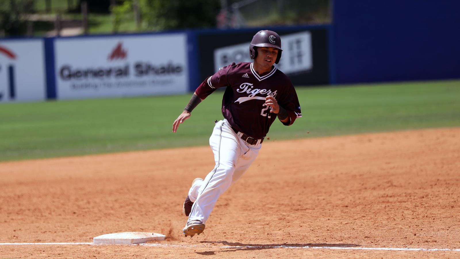 Tyson Solis - Baseball - Campbellsville University Athletics