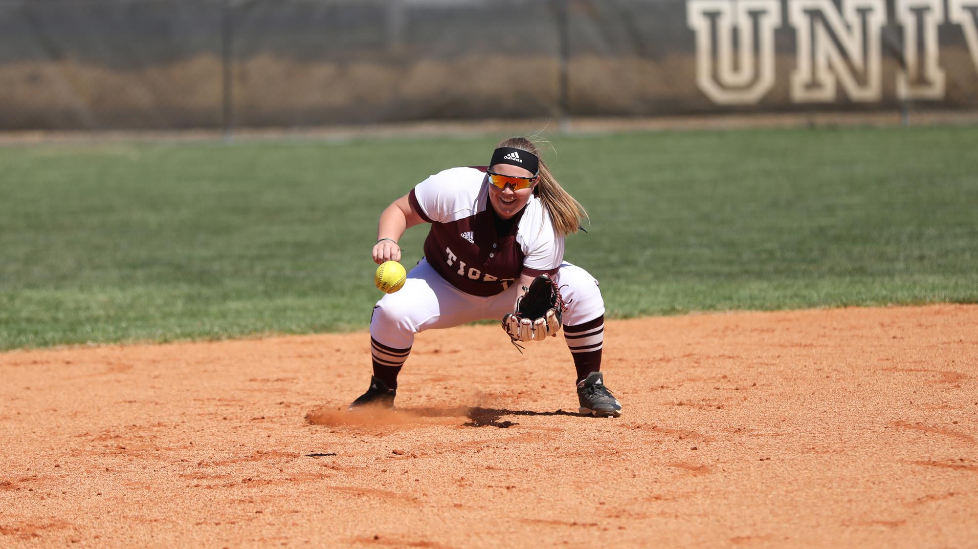 Dana Adkins - Softball - Campbellsville University Athletics