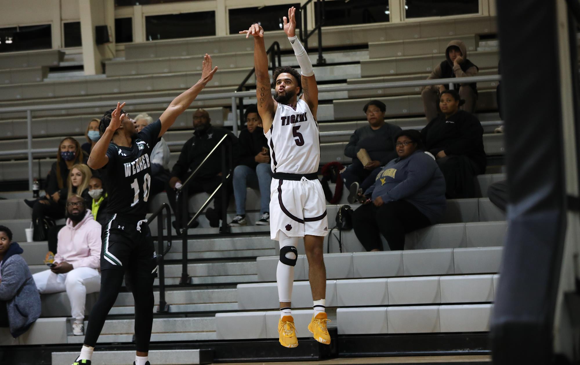 Darius Harding - Men's Basketball - Campbellsville University Athletics