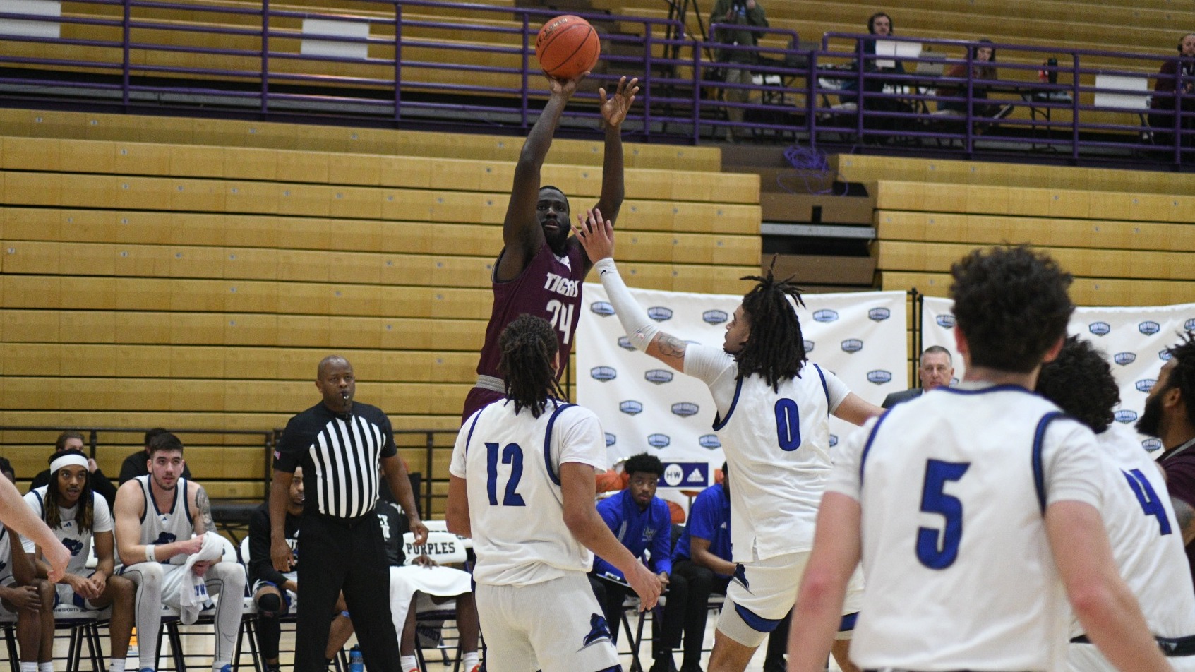 Tyrelle Hunt - Men's Basketball - Campbellsville University Athletics