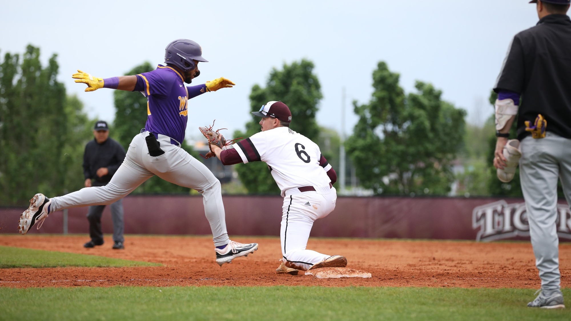 Tiger baseball alumni to receive Demond Thomas as he enters Hall of ...