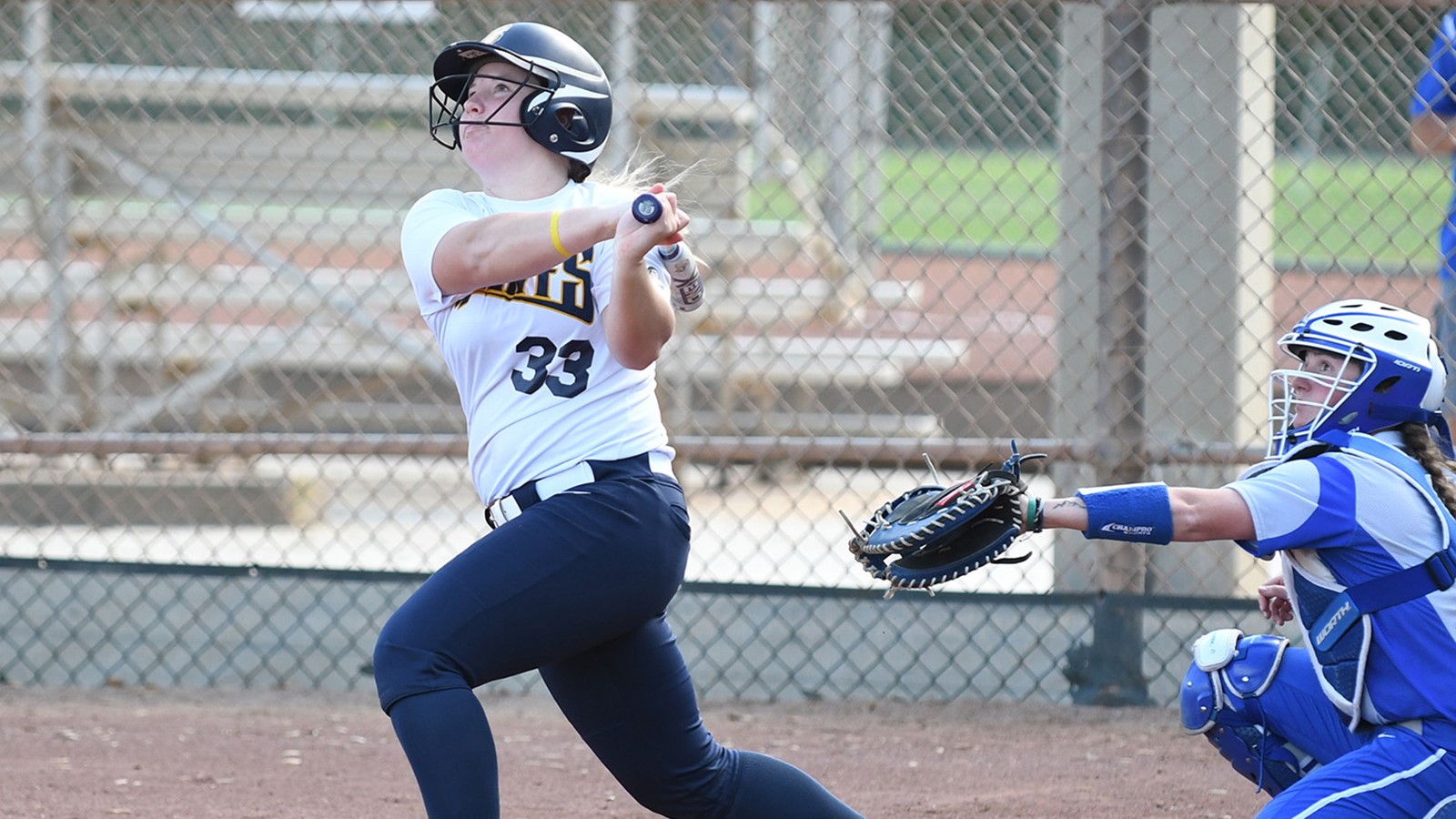 Lauren Castro - Softball - Canisius University Athletics