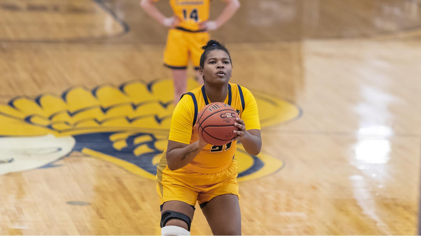 Kayla Jackson - Women's Basketball - Canisius University Athletics