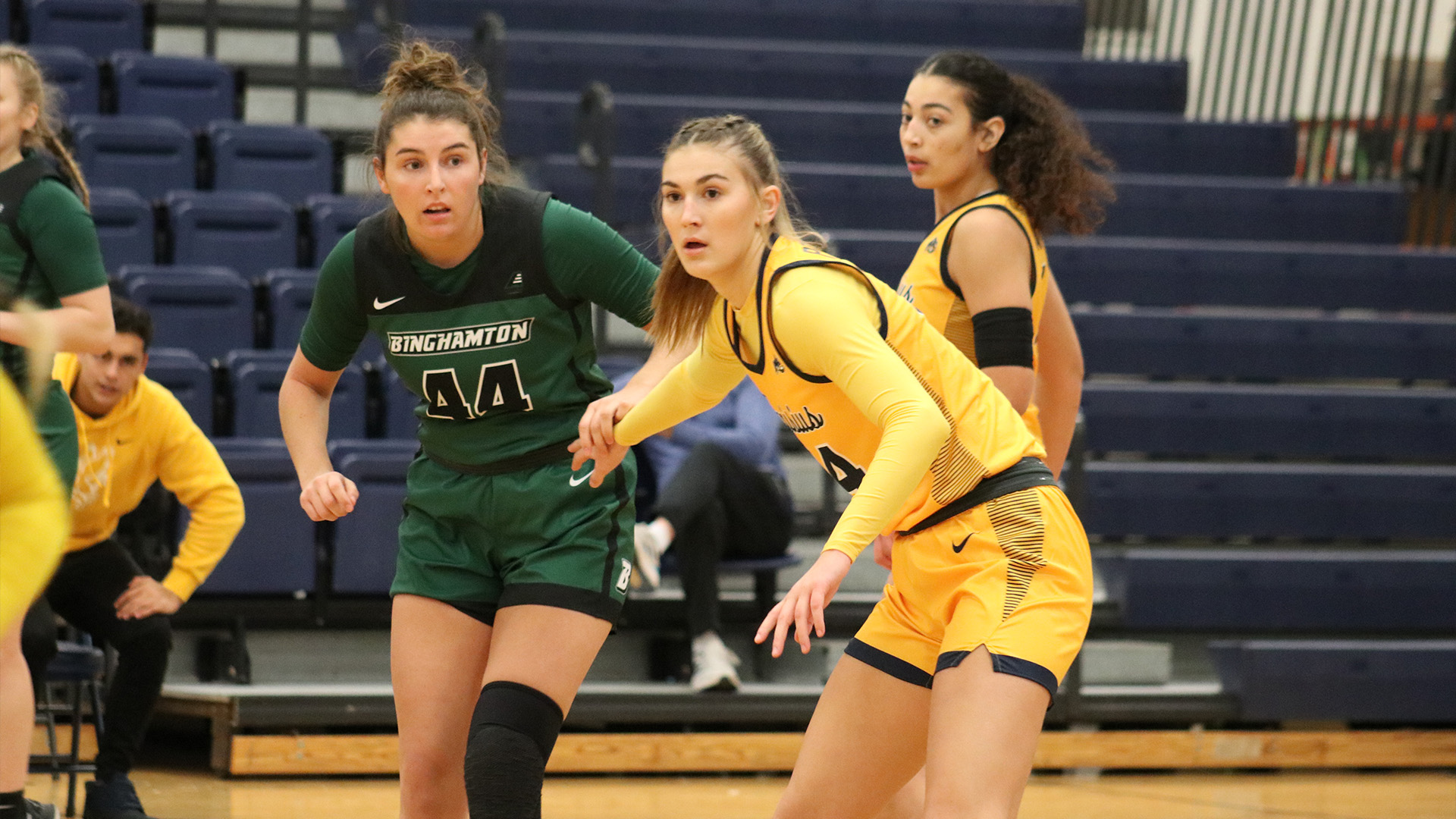 Chloe Chard Peloquin - Women's Basketball - Canisius University Athletics